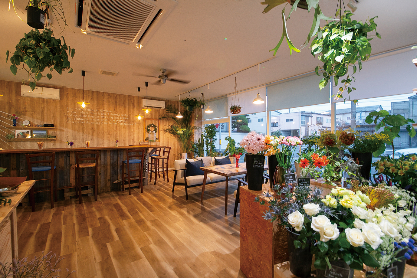 Lino’s flower cafe リノズフラワーカフェ 季節のお花を取り入れよう！ ワンプレートランチも人気 | 日刊webあきたタウン情報